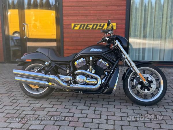 Black Harley-Davidson V-Rod 2006 in Tallinn, with an engine capacity of 1.13 L and mileage of 14 thousand km for 8800 €, photo 6 on AUTOMOTO.COM.LV