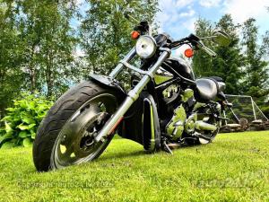 Melns Harley-Davidson V-Rod 2006 Tallina, ar dzinēja tilpumu 1.13 L un nobraukumu 9 tūkst. km par 6800 €, foto 3 vietnē AUTOMOTO.COM.LV