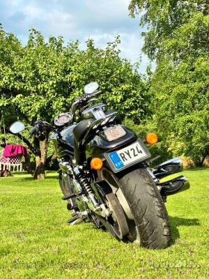 Melns Harley-Davidson V-Rod 2006 Tallina, ar dzinēja tilpumu 1.13 L un nobraukumu 9 tūkst. km par 6800 €, foto 5 vietnē AUTOMOTO.COM.LV