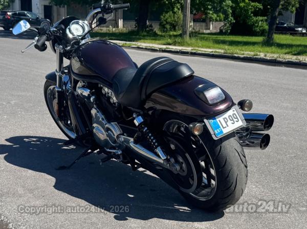 Черный Харли-Девидсон V-Rod 2006 в Таллин, объемом двигателя 1.13 л и пробегом 28 тыс. км за 6700 €, фото 2 на AUTOMOTO.COM.LV
