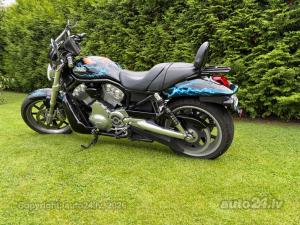 Black Harley-Davidson V-Rod 2006 in Tallinn, with an engine capacity of 1.13 L and mileage of 16 thousand km for 10000 €, photo 5 on AUTOMOTO.COM.LV