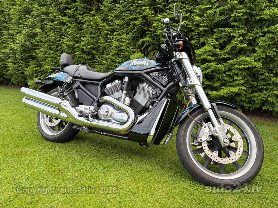 Black Harley-Davidson V-Rod 2006 in Tallinn, with an engine capacity of 1.13 L and mileage of 16 thousand km for 10000 €, photo 14 on AUTOMOTO.COM.LV