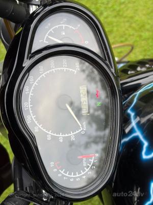 Black Harley-Davidson V-Rod 2006 in Tallinn, with an engine capacity of 1.13 L and mileage of 16 thousand km for 10000 €, photo 31 on AUTOMOTO.COM.LV