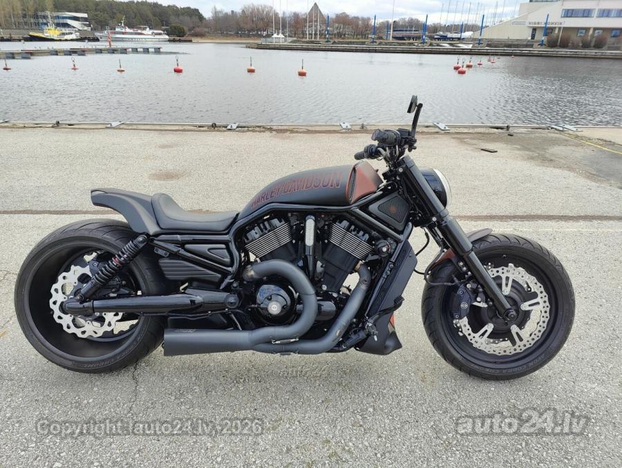 Black Harley-Davidson V-Rod 2007 in Tallinn, with an engine capacity of 1.25 L and mileage of 12 thousand km for 33000 €, photo 5 on AUTOMOTO.COM.LV