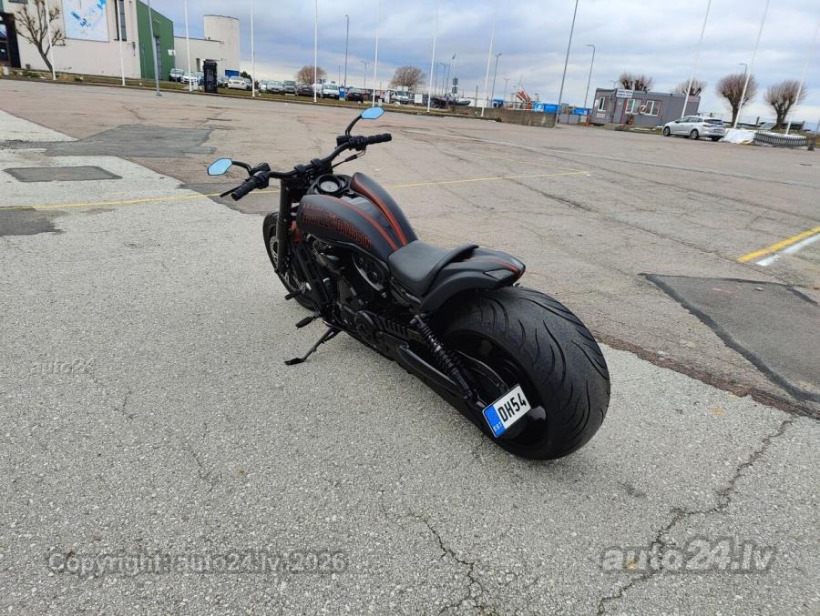 Black Harley-Davidson V-Rod 2007 in Tallinn, with an engine capacity of 1.25 L and mileage of 12 thousand km for 33000 €, photo 16 on AUTOMOTO.COM.LV