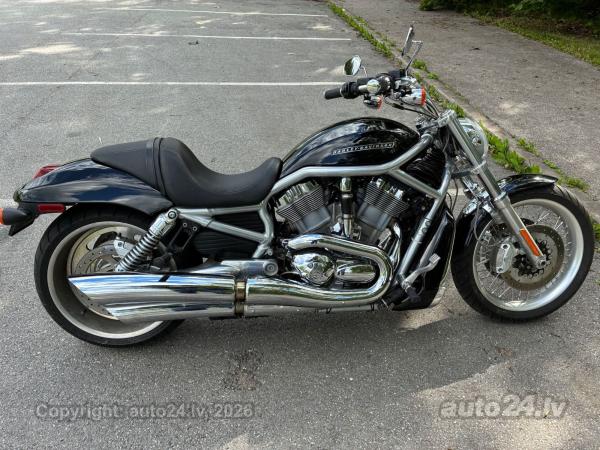 Black Harley-Davidson V-Rod 2007 in Tartu, with an engine capacity of 1.25 L and mileage of 21 thousand km for 8700 €, photo 2 on AUTOMOTO.COM.LV