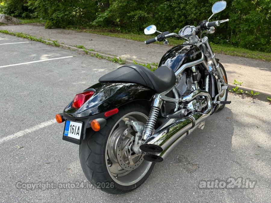 Черный Харли-Девидсон V-Rod 2007 в Тарту, объемом двигателя 1.25 л и пробегом 21 тыс. км за 8700 €, фото 7 на AUTOMOTO.COM.LV