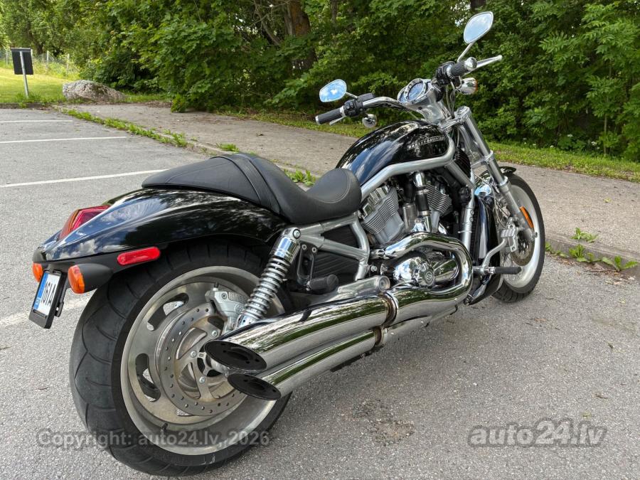 Черный Харли-Девидсон V-Rod 2007 в Тарту, объемом двигателя 1.25 л и пробегом 21 тыс. км за 8700 €, фото 11 на AUTOMOTO.COM.LV