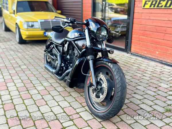 Black Harley-Davidson V-Rod 2008 in Tallinn, with an engine capacity of 1.25 L and mileage of 37 thousand km for 7800 €, photo 3 on AUTOMOTO.COM.LV