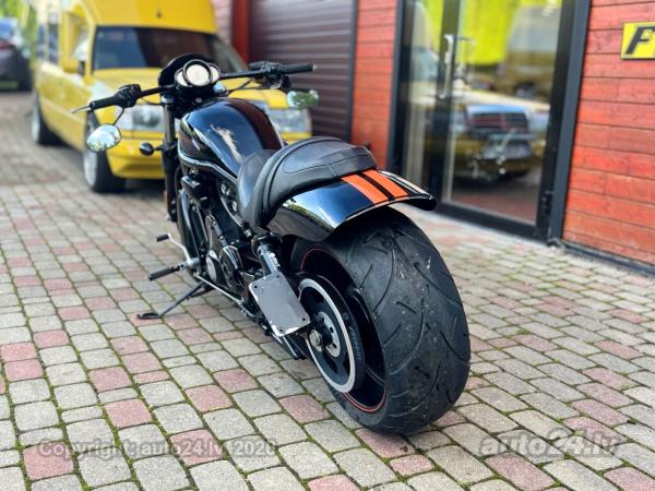 Black Harley-Davidson V-Rod 2008 in Tallinn, with an engine capacity of 1.25 L and mileage of 37 thousand km for 7800 €, photo 11 on AUTOMOTO.COM.LV