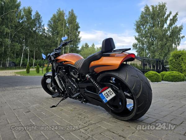 Black Harley-Davidson V-Rod 2014 in Tartu, with an engine capacity of 1.25 L and mileage of 11 thousand km for 17500 €, photo 2 on AUTOMOTO.COM.LV