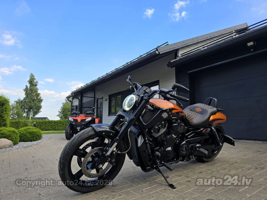 Black Harley-Davidson V-Rod 2014 in Tartu, with an engine capacity of 1.25 L and mileage of 11 thousand km for 17500 €, photo 1 on AUTOMOTO.COM.LV
