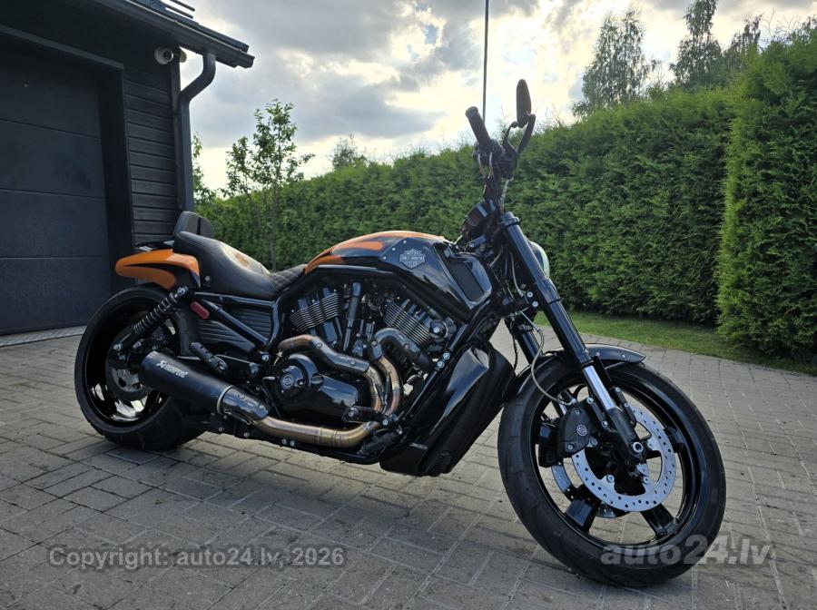 Black Harley-Davidson V-Rod 2014 in Tartu, with an engine capacity of 1.25 L and mileage of 11 thousand km for 17500 €, photo 7 on AUTOMOTO.COM.LV