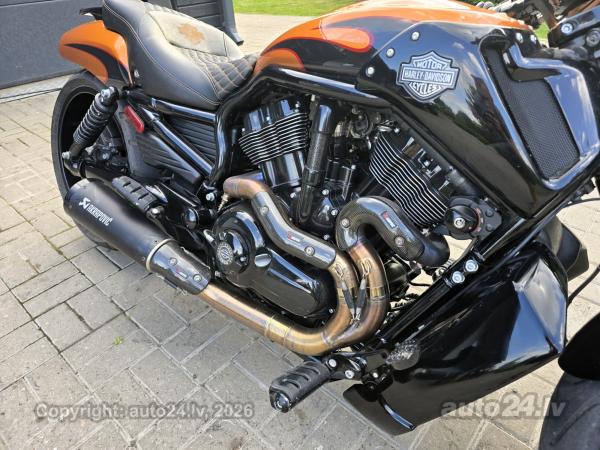 Черный Харли-Девидсон V-Rod 2014 в Тарту, объемом двигателя 1.25 л и пробегом 11 тыс. км за 17500 €, фото 8 на AUTOMOTO.COM.LV