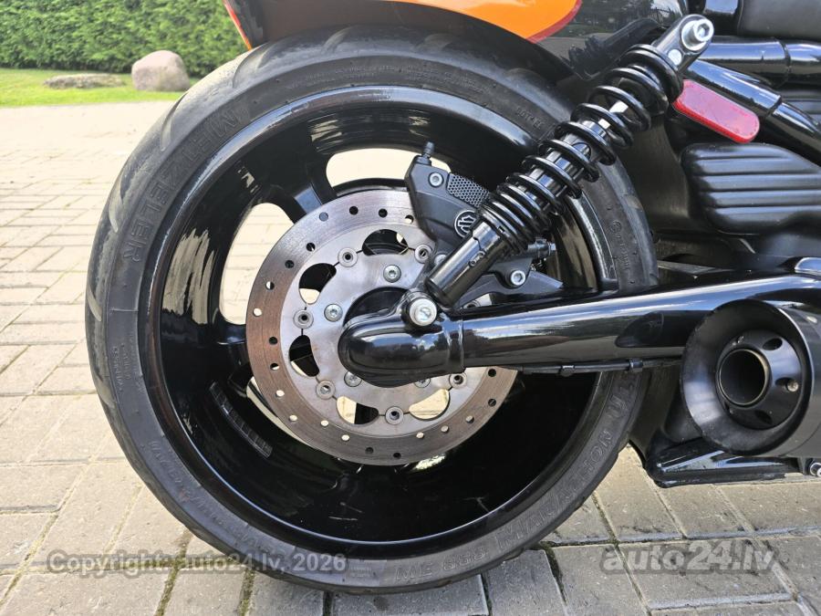 Black Harley-Davidson V-Rod 2014 in Tartu, with an engine capacity of 1.25 L and mileage of 11 thousand km for 17500 €, photo 10 on AUTOMOTO.COM.LV