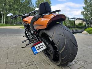 Black Harley-Davidson V-Rod 2014 in Tartu, with an engine capacity of 1.25 L and mileage of 11 thousand km for 17500 €, photo 13 on AUTOMOTO.COM.LV