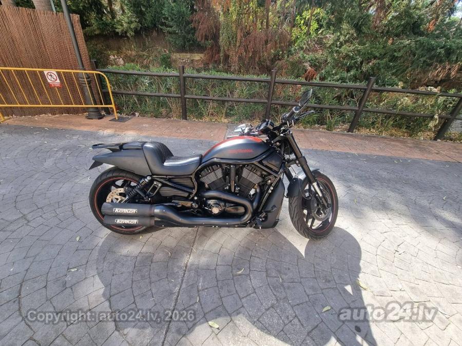 Black Harley-Davidson V-Rod 2017 in Tartu, with an engine capacity of 1.25 L and mileage of 52 thousand km for 16500 €, photo 2 on AUTOMOTO.COM.LV