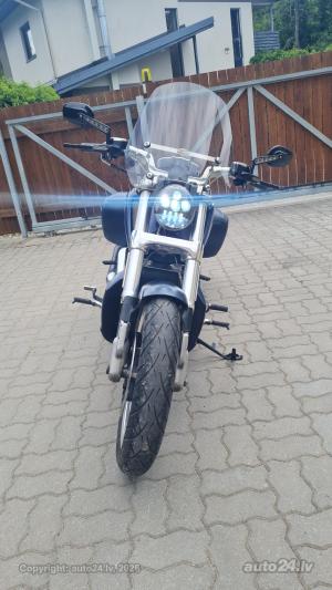 Blue Harley-Davidson V-Rod 2009 in Tallinn, with an engine capacity of 1.25 L and mileage of 16 thousand km for 18000 €, photo 3 on AUTOMOTO.COM.LV