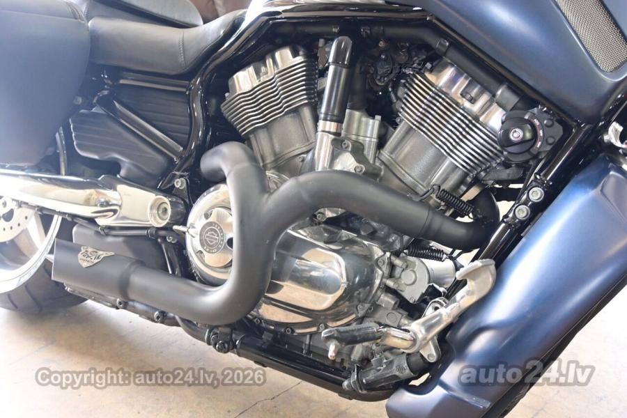 Blue Harley-Davidson V-Rod 2009 in Tallinn, with an engine capacity of 1.25 L and mileage of 16 thousand km for 18000 €, photo 9 on AUTOMOTO.COM.LV