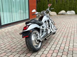 Grey Harley-Davidson V-Rod 2003 in Tallinn, with an engine capacity of 1.13 L and mileage of 20 thousand km for 7300 €, photo 10 on AUTOMOTO.COM.LV