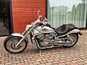 Grey Harley-Davidson V-Rod 2003 in Tallinn, with an engine capacity of 1.13 L and mileage of 20 thousand km for 7300 €, photo 15 on AUTOMOTO.COM.LV