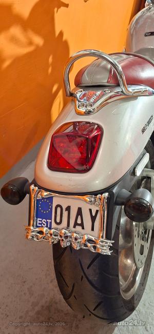 Pelēks Harley-Davidson V-Rod 2003 Tallina, ar dzinēja tilpumu 1.13 L un nobraukumu 32 tūkst. km par 5450 €, foto 6 vietnē AUTOMOTO.COM.LV
