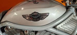 Pelēks Harley-Davidson V-Rod 2003 Tallina, ar dzinēja tilpumu 1.13 L un nobraukumu 32 tūkst. km par 5450 €, foto 8 vietnē AUTOMOTO.COM.LV