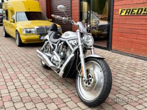 Grey Harley-Davidson V-Rod 2003 in Tallinn, with an engine capacity of 1.13 L and mileage of 21 thousand km for 5500 €, photo 3 on AUTOMOTO.COM.LV