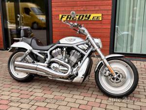 Grey Harley-Davidson V-Rod 2003 in Tallinn, with an engine capacity of 1.13 L and mileage of 21 thousand km for 5500 €, photo 6 on AUTOMOTO.COM.LV