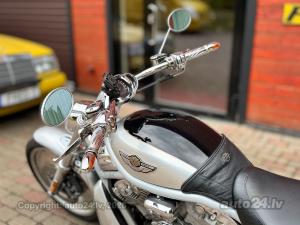 Grey Harley-Davidson V-Rod 2003 in Tallinn, with an engine capacity of 1.13 L and mileage of 21 thousand km for 5500 €, photo 28 on AUTOMOTO.COM.LV