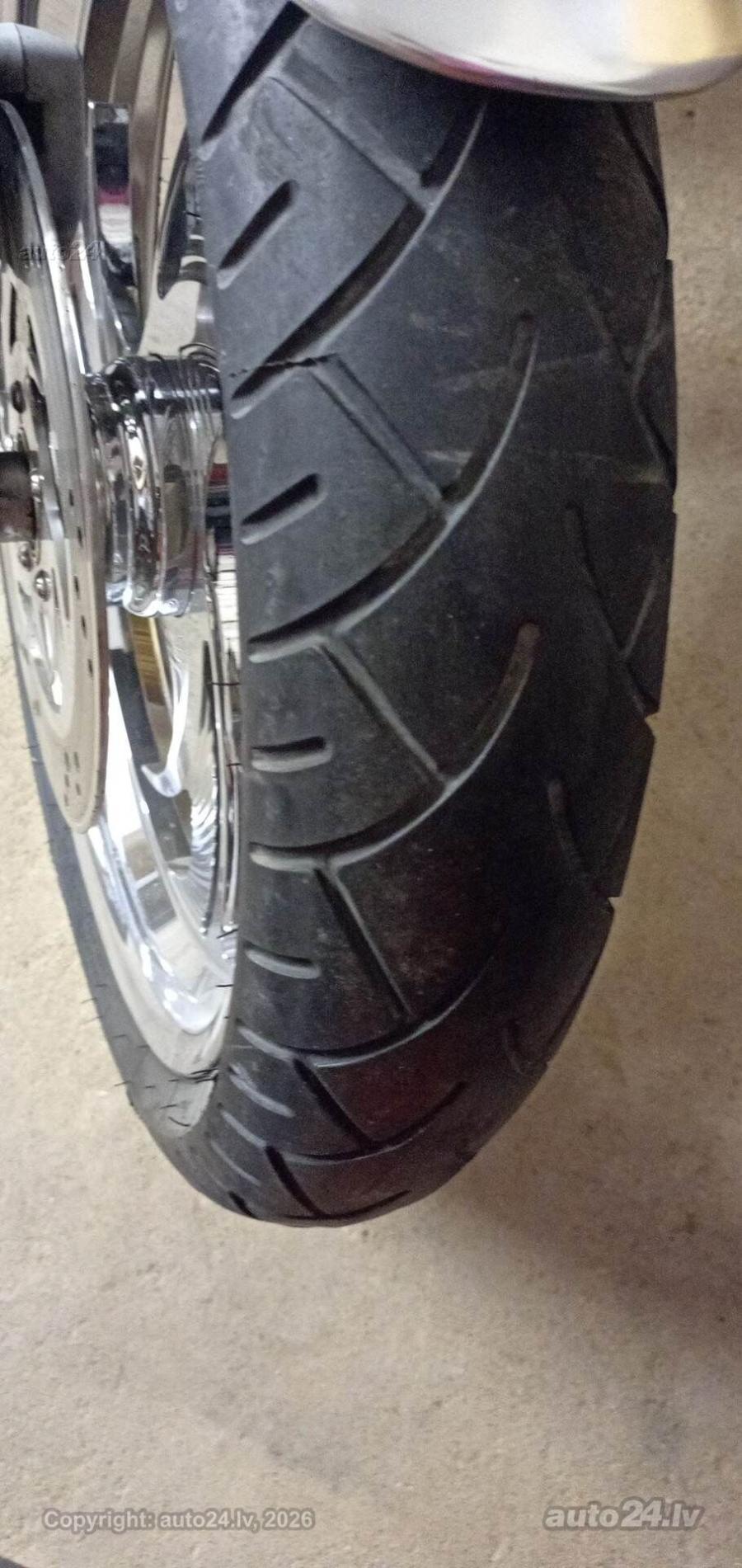 Pelēks Harley-Davidson V-Rod 2003 Tartu, ar dzinēja tilpumu 1.13 L un nobraukumu 29 tūkst. km par 6300 €, foto 15 vietnē AUTOMOTO.COM.LV