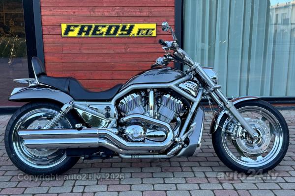 Grey Harley-Davidson V-Rod 2005 in Tallinn, with an engine capacity of 1.13 L and mileage of 18 thousand km for 5800 €, photo 1 on AUTOMOTO.COM.LV