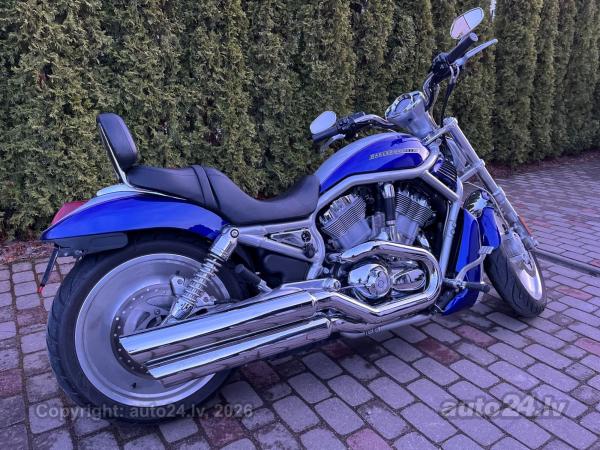Grey Harley-Davidson V-Rod 2006 in Tallinn, with an engine capacity of 1.13 L and mileage of 27 thousand km for 8000 €, photo 5 on AUTOMOTO.COM.LV