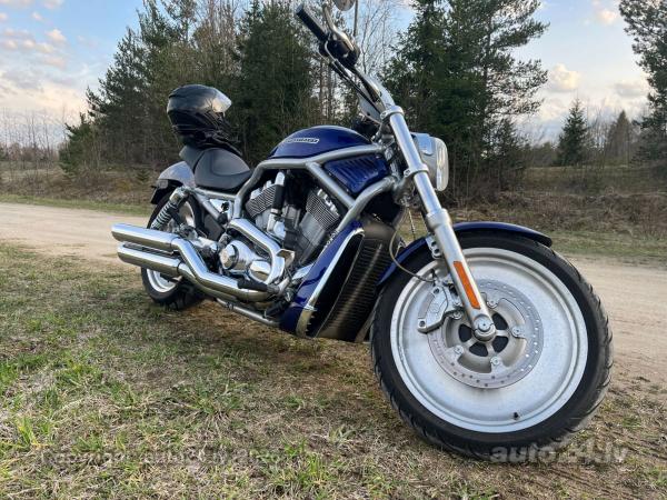 Grey Harley-Davidson V-Rod 2006 in Tallinn, with an engine capacity of 1.13 L and mileage of 27 thousand km for 8000 €, photo 10 on AUTOMOTO.COM.LV