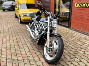 Grey Harley-Davidson V-Rod 2007 in Tallinn, with an engine capacity of 1.13 L and mileage of 19 thousand km for 8800 €, photo 4 on AUTOMOTO.COM.LV