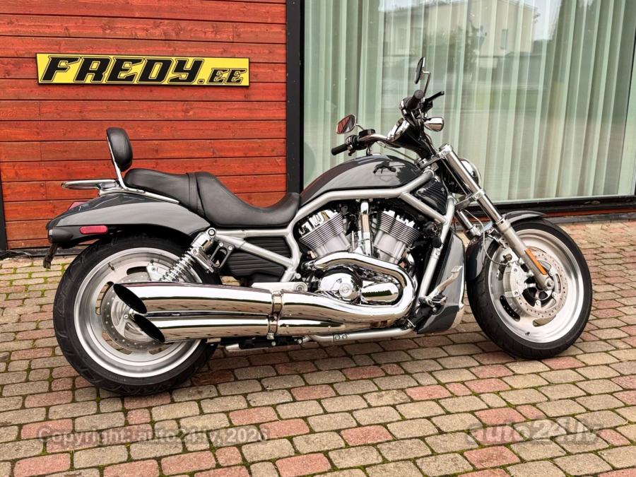 Grey Harley-Davidson V-Rod 2007 in Tallinn, with an engine capacity of 1.13 L and mileage of 19 thousand km for 8800 €, photo 9 on AUTOMOTO.COM.LV