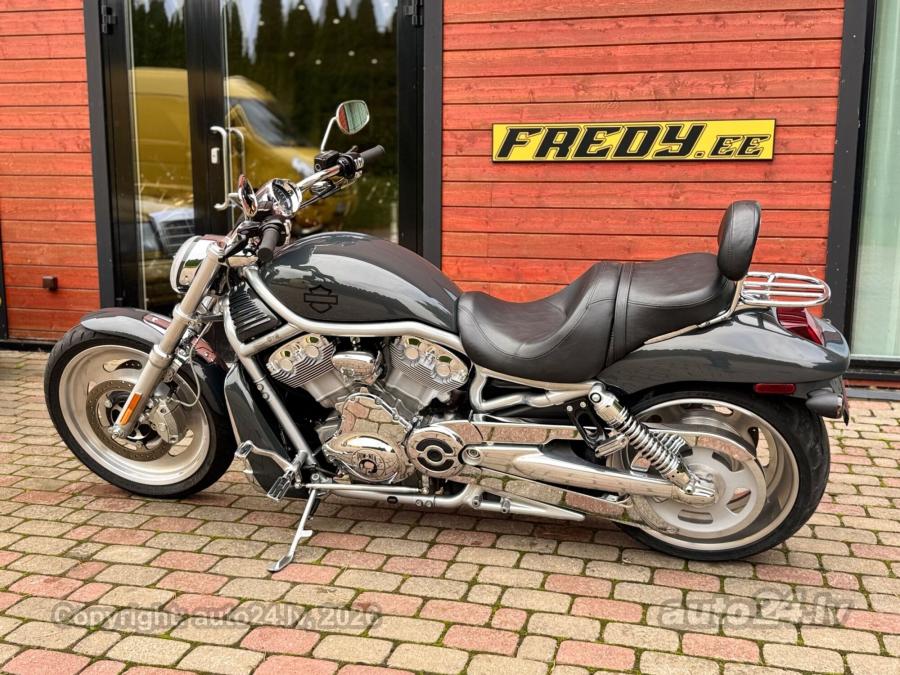 Grey Harley-Davidson V-Rod 2007 in Tallinn, with an engine capacity of 1.13 L and mileage of 19 thousand km for 8800 €, photo 20 on AUTOMOTO.COM.LV