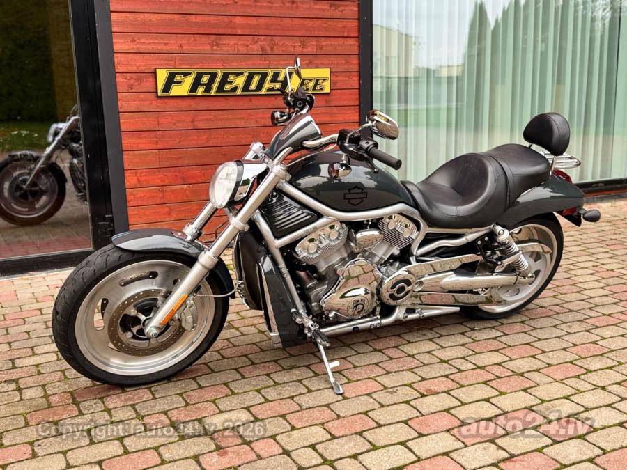 Grey Harley-Davidson V-Rod 2007 in Tallinn, with an engine capacity of 1.13 L and mileage of 19 thousand km for 8800 €, photo 21 on AUTOMOTO.COM.LV
