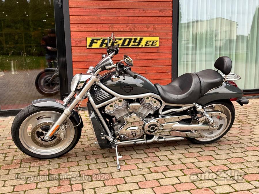 Grey Harley-Davidson V-Rod 2007 in Tallinn, with an engine capacity of 1.13 L and mileage of 19 thousand km for 8800 €, photo 22 on AUTOMOTO.COM.LV