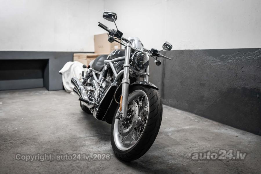Grey Harley-Davidson V-Rod 2008 in Tallinn, with an engine capacity of 1.25 L and mileage of 39 thousand km for 7300 €, photo 6 on AUTOMOTO.COM.LV