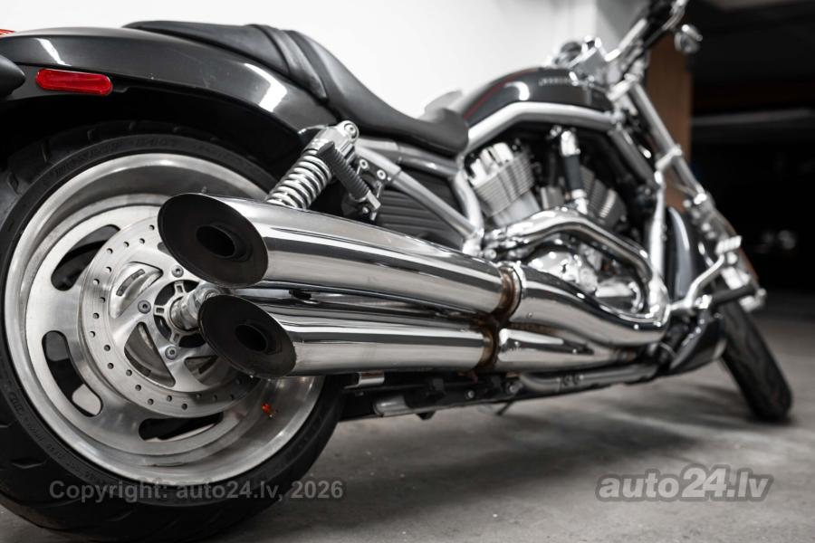 Grey Harley-Davidson V-Rod 2008 in Tallinn, with an engine capacity of 1.25 L and mileage of 39 thousand km for 7300 €, photo 13 on AUTOMOTO.COM.LV