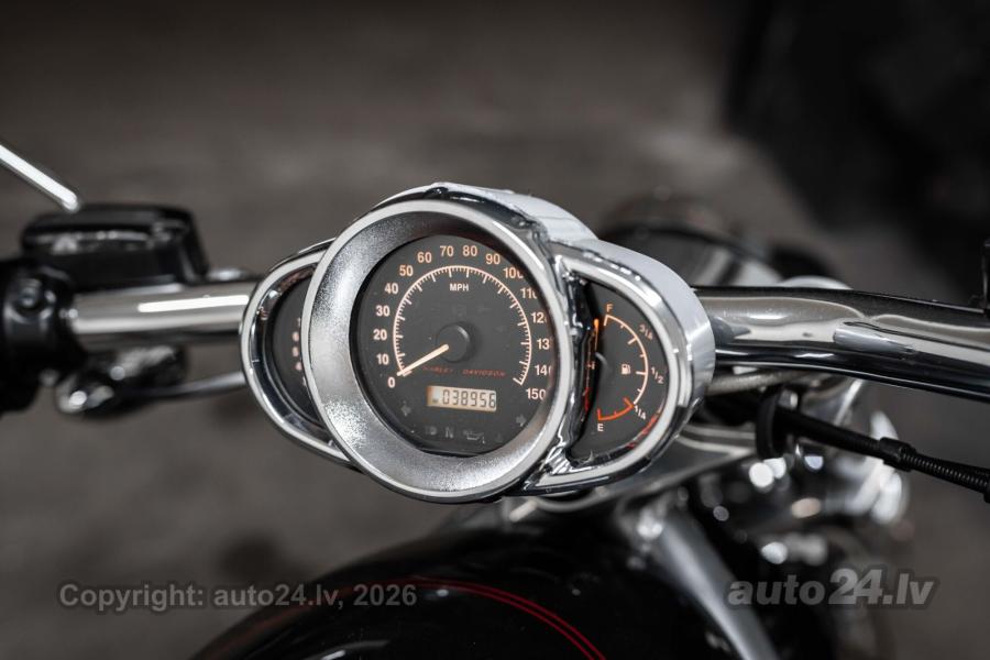 Grey Harley-Davidson V-Rod 2008 in Tallinn, with an engine capacity of 1.25 L and mileage of 39 thousand km for 7300 €, photo 22 on AUTOMOTO.COM.LV