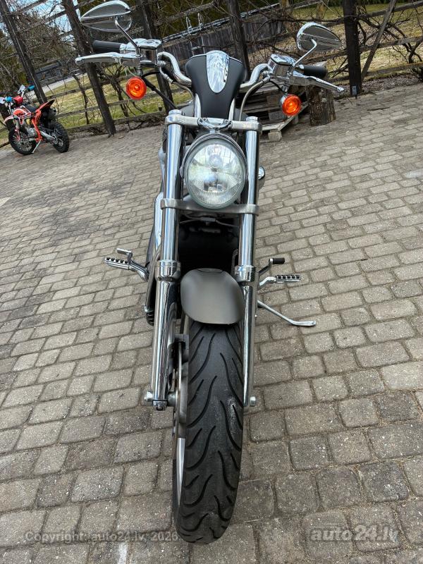 Харли-Девидсон V-Rod 2003 в Таллин, объемом двигателя 1.20 л и пробегом 25 тыс. км за 8000 €, фото 2 на AUTOMOTO.COM.LV