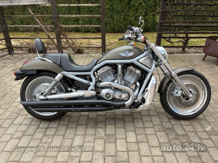 Harley-Davidson V-Rod 2003 in Tallinn, with an engine capacity of 1.20 L and mileage of 25 thousand km for 8000 €, photo 4 on AUTOMOTO.COM.LV