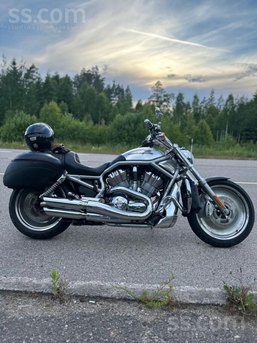 Harley-Davidson V-Rod 2006 Kuldīga, ar dzinēja tilpumu 1.13 L un nobraukumu 0 tūkst. km par 8000 €, foto 1 vietnē AUTOMOTO.COM.LV