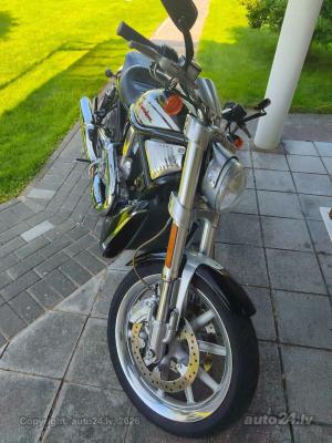 Harley-Davidson V-Rod 2006 in Tallinn, with an engine capacity of 1.13 L and mileage of 14 thousand km for 7500 €, photo 6 on AUTOMOTO.COM.LV