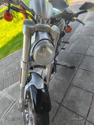 Harley-Davidson V-Rod 2006 in Tallinn, with an engine capacity of 1.13 L and mileage of 14 thousand km for 7500 €, photo 8 on AUTOMOTO.COM.LV