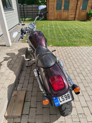Harley-Davidson V-Rod 2007 in Tallinn, with an engine capacity of 1.20 L and mileage of 30 thousand km for 8000 €, photo 3 on AUTOMOTO.COM.LV