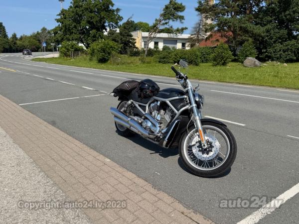 Harley-Davidson V-Rod 2008 Tallina, ar dzinēja tilpumu 1.25 L un nobraukumu 39 tūkst. km par 9700 €, foto 5 vietnē AUTOMOTO.COM.LV