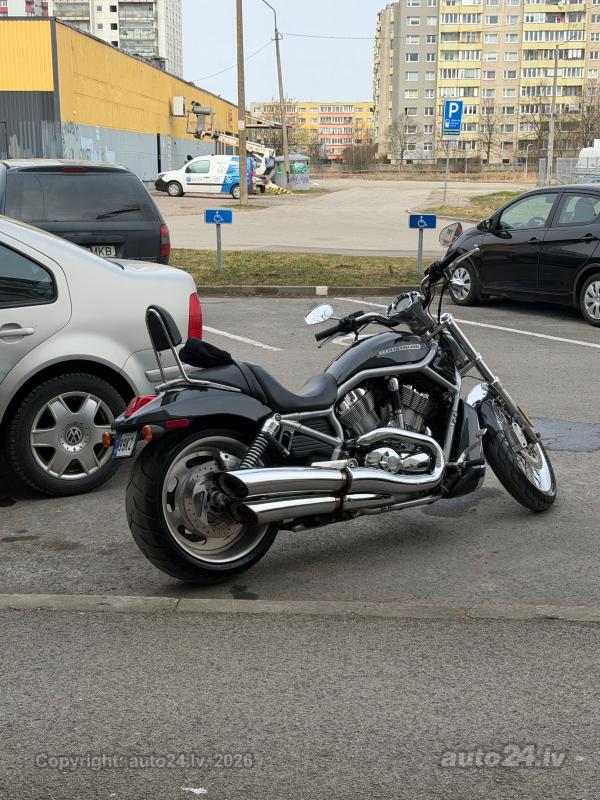 Harley-Davidson V-Rod 2008 Tallina, ar dzinēja tilpumu 1.25 L un nobraukumu 39 tūkst. km par 9700 €, foto 9 vietnē AUTOMOTO.COM.LV